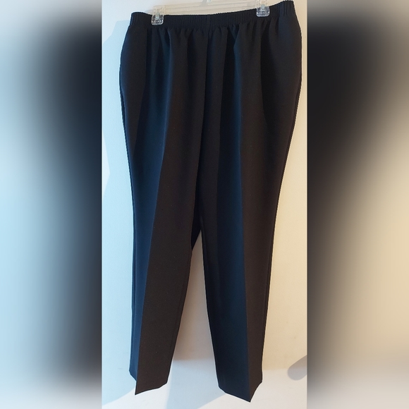 Alia | Pants & Jumpsuits | Alia Black Pull In Dress Pants Size 6p Euc ...
